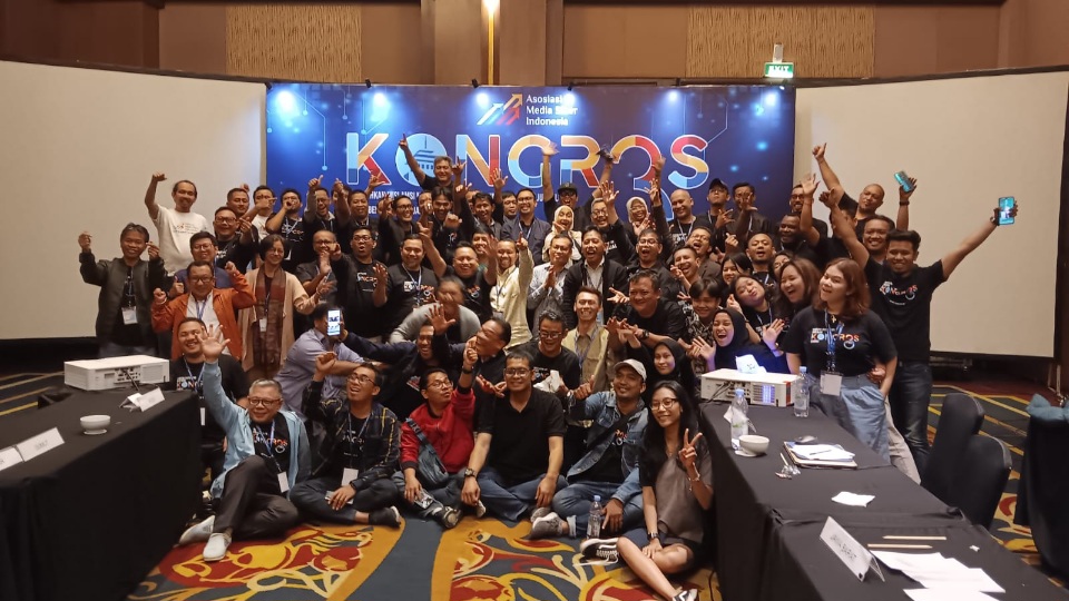 Ketua Umum AMSI Wahyu Dhyatmika Umumkan Susunan Pengurus Nasional ... Ketua Umum AMSI Wahyu Dhyatmika Umumkan Susunan Pengurus Nasional ...